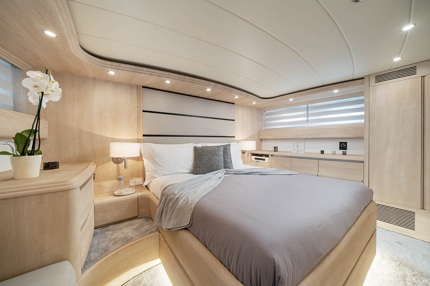 GEMINI 3 Yacht Charter Details, Maiora | CHARTERWORLD Luxury Superyachts